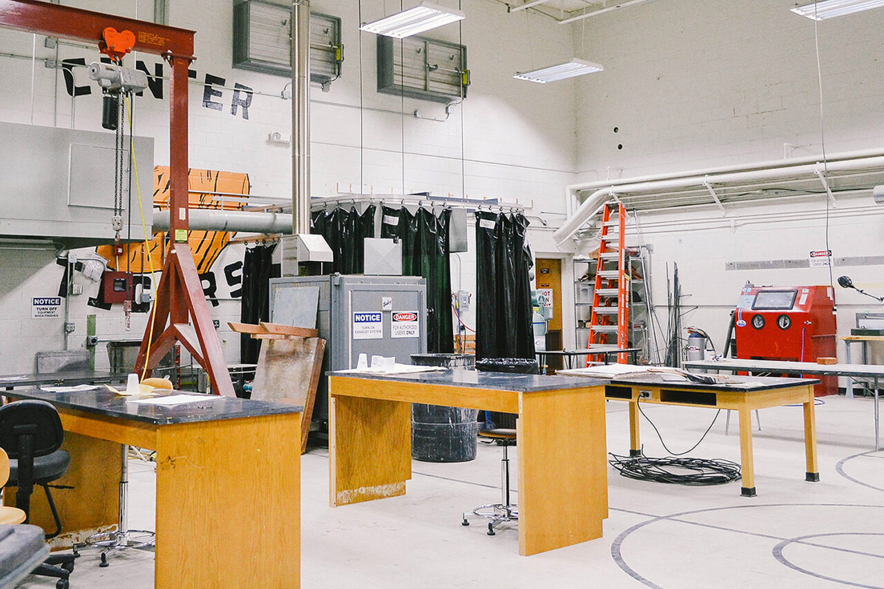 Center Hall | IWUART.com