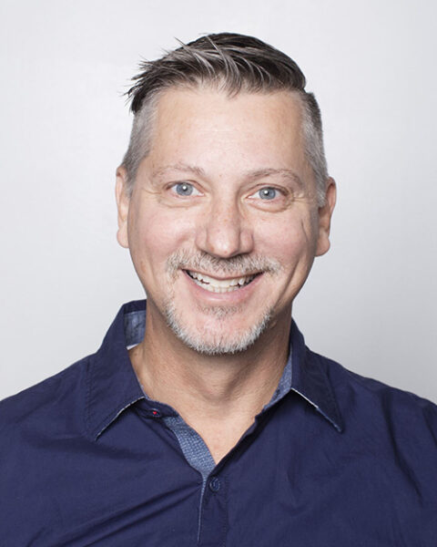 Daniel Hall | IWUART.com