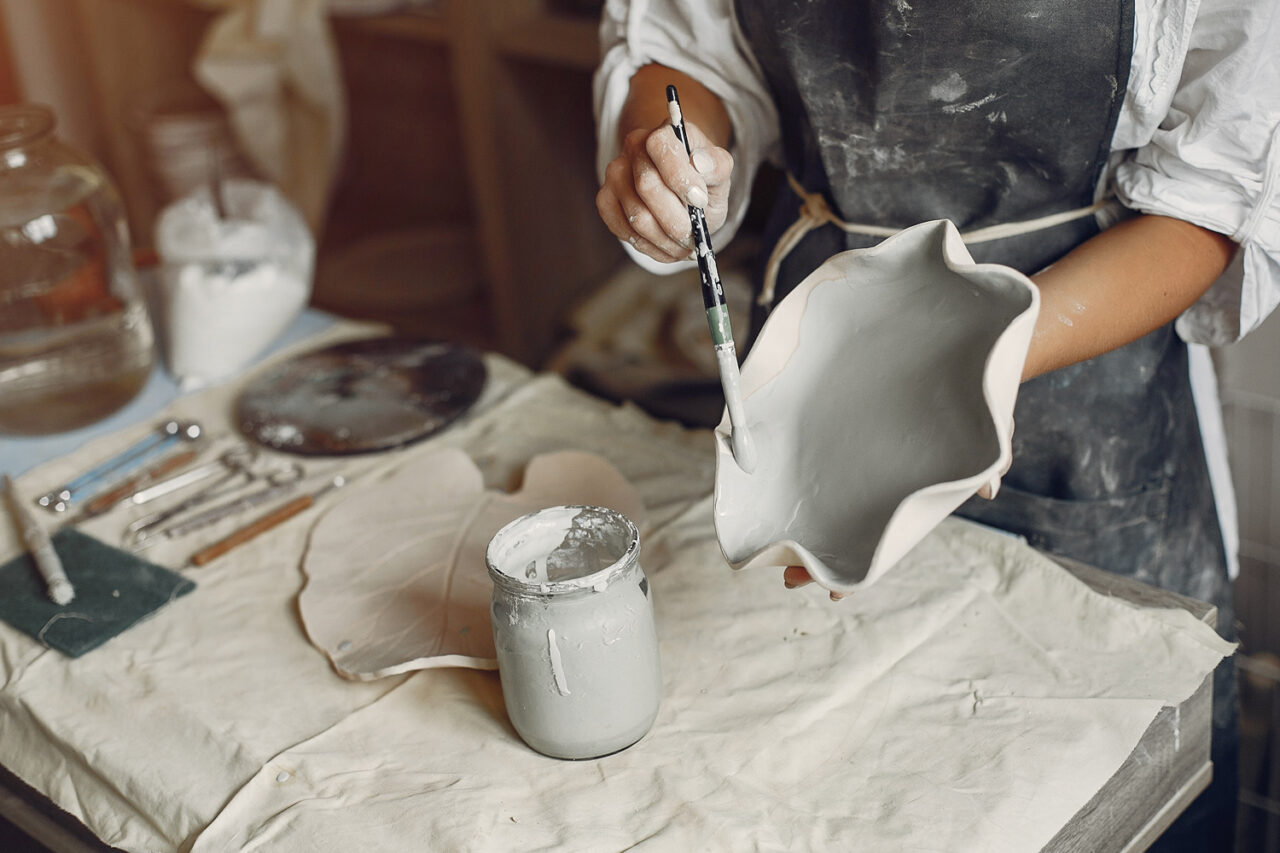 Who We Are | IWUART.com